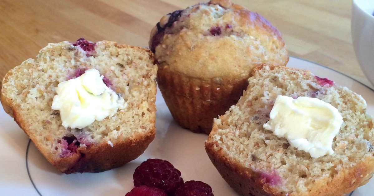 Multigrain Raspberry Muffins | Recipes with Ease!