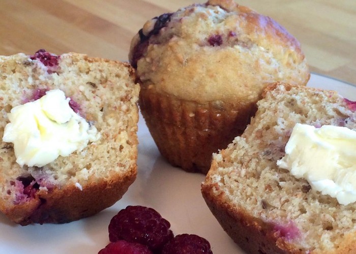 Multigrain Raspberry Muffins | Recipes with Ease!